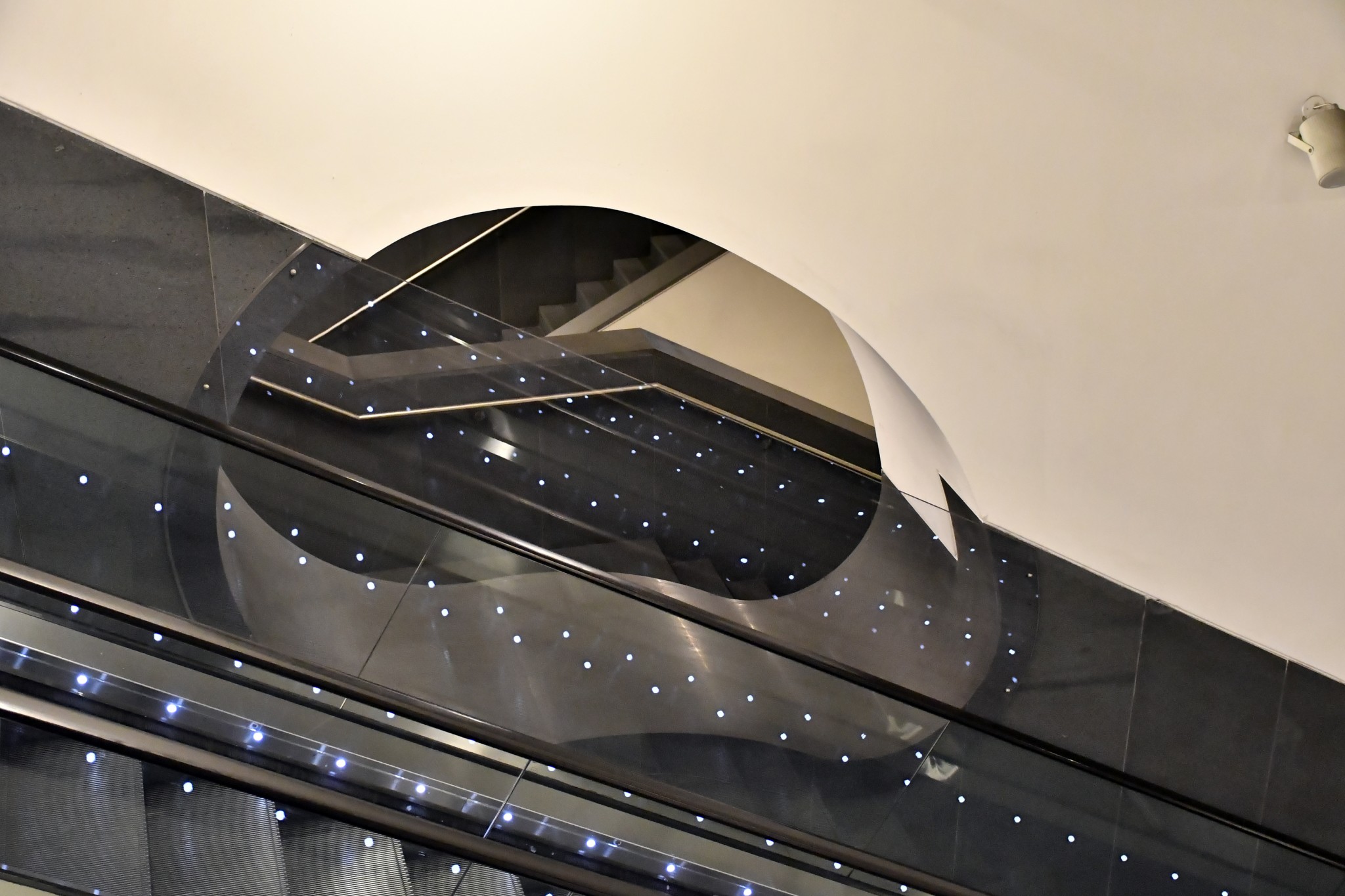 Metro Garibaldi - Galéria | Fotoma.sk